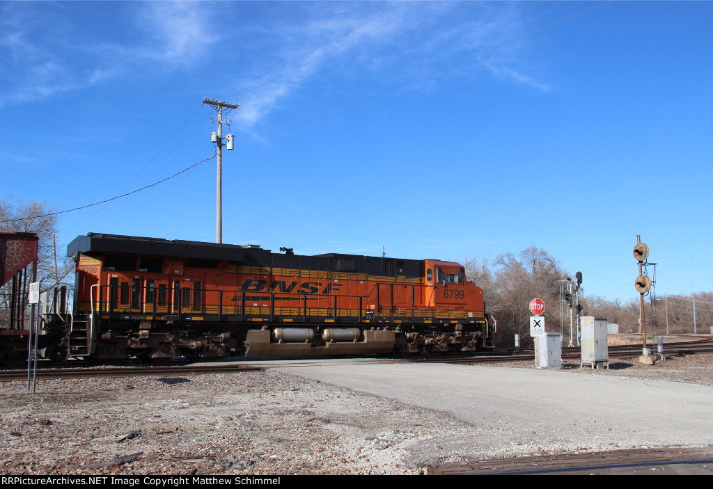 BNSF 6799 - DPU